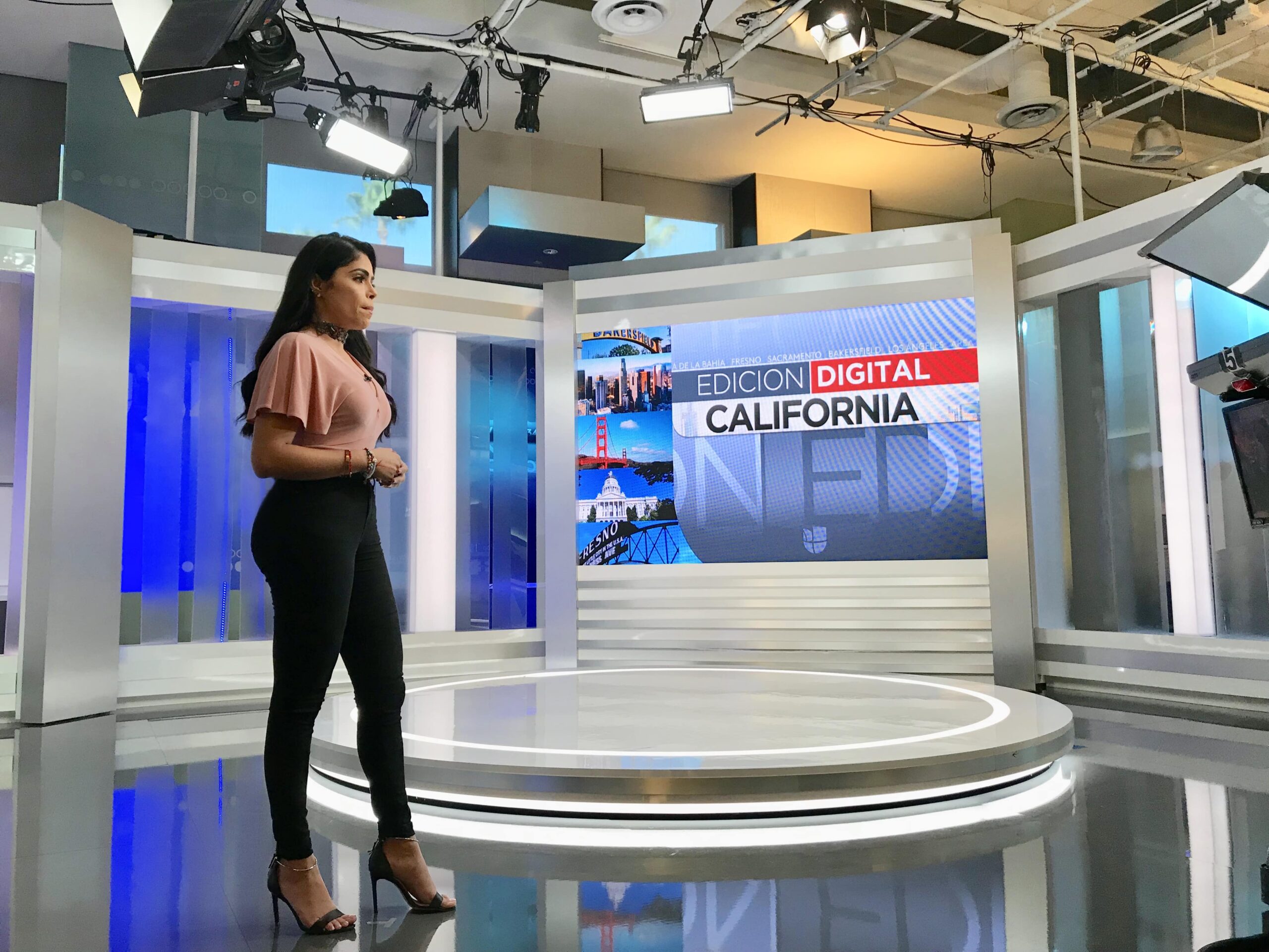 Univisión News – L.A. 34 Newsroom – Propmaster – Miami