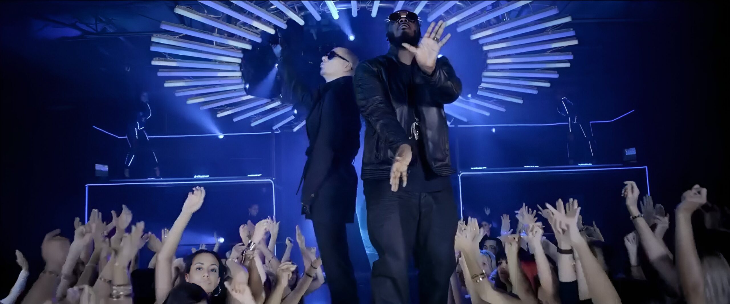 Pitbull – Hey Baby – Propmaster – Miami